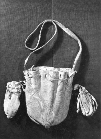 Surviving purse in a Belgium Museum